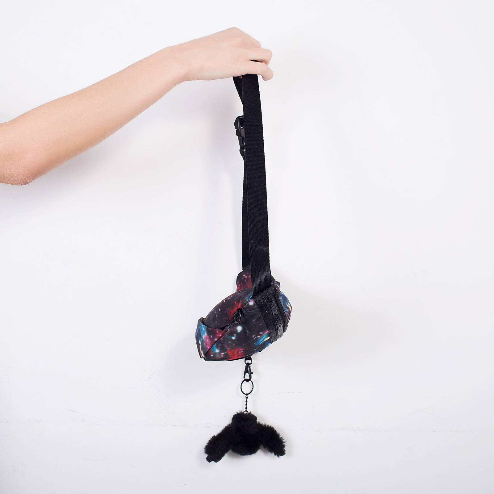 Поясная сумка Kipling Bumbag x Peter Pilotto черная, - купить за 3000 ...